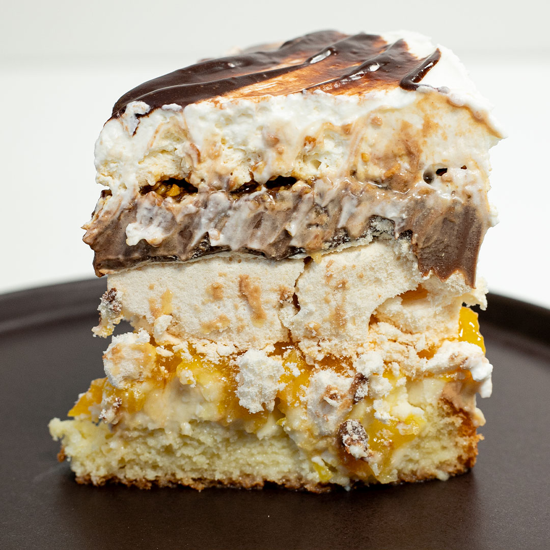 Bolo Marta Rocha – CONFEITARIA ICELAND